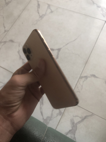 iPhone 11 pro 6 oy garantiya variantga ham beriladi