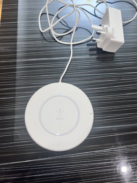 Apple Adapter 20 W Original 100 % и кабель оригинал