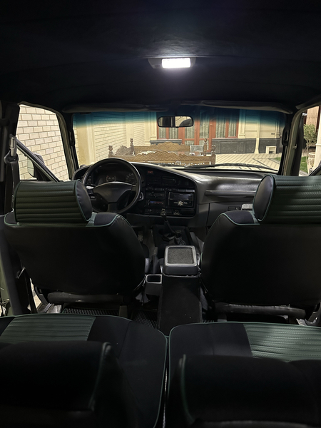 Toyota  Land Cruiser 80