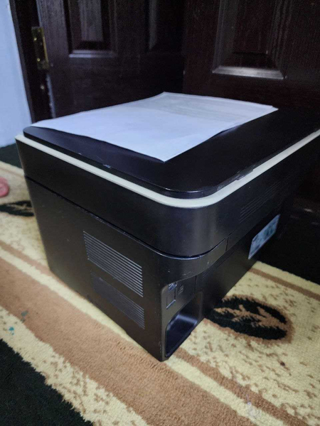 Samsung SCX 3200 Oq-qora 3/1 Printer Skaner Kserx yaxshi ishlidi