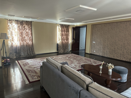 Продаётся квартира 3 ком, 4 этаж