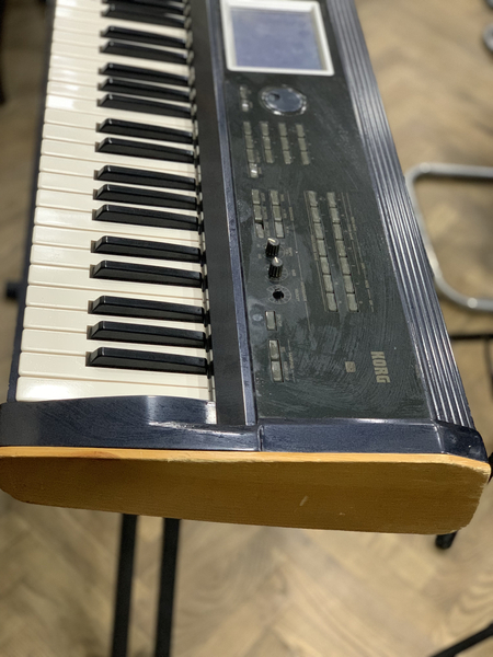Korg triton extreme