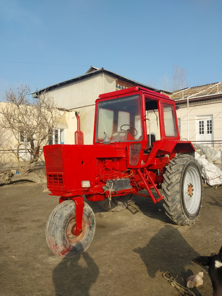 Трактир МТЗ 80 йили 1997 йил чикарилган