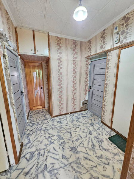 ТТЗ-1 2/3/4, средний ремонт-чистая, балкон 1,5х6