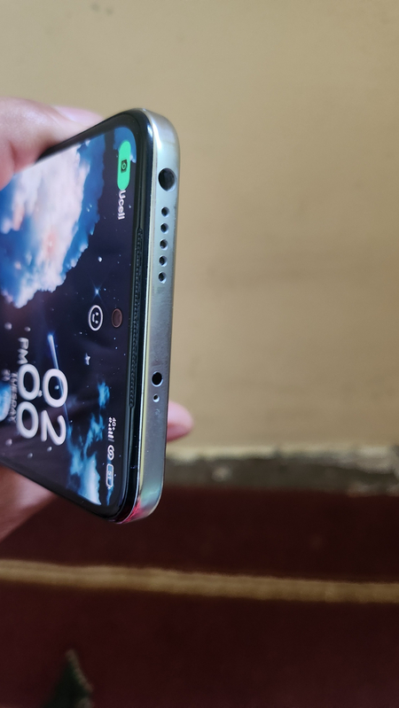 Redmi not 11s sotiladi karobka dakumentlari bor.
