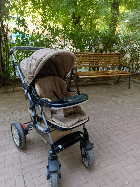Detskiy yangi kolyaska