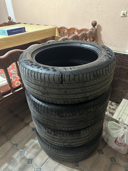 235 55 R19 Contenintal