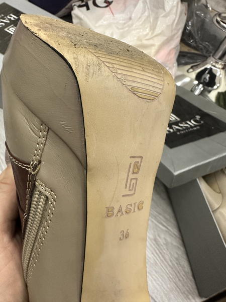 Продаю обувь по 80 тыс каблук 12 см