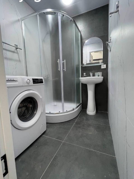 Чиланзар 18  2в3/2/4  Продаю