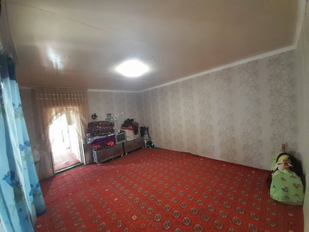 Xovli sotiladi Farxod savxozda