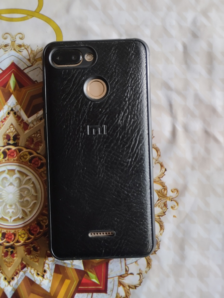 Redmi 6 4/64 sotiladi