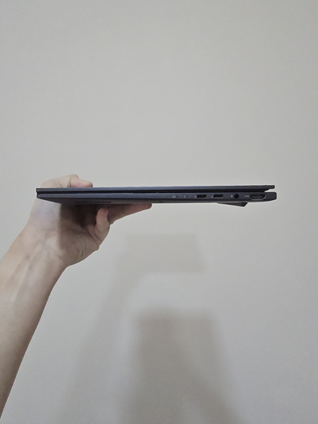 Asus Zenbook Ultra 5 115H 8/512gb