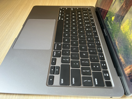Macbook Air Space Gray 2020 / 29 cycle