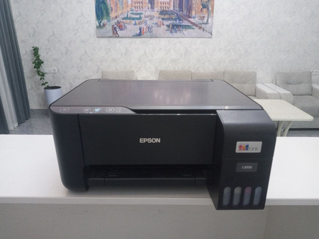 Kompyuter Lenovo va Printr Epson 3200