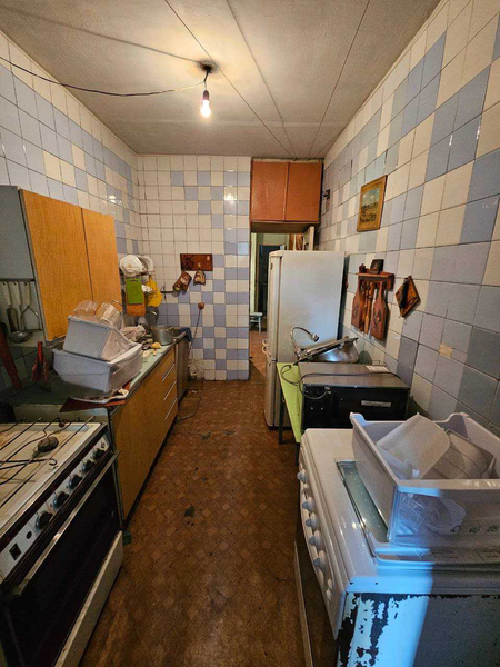 Srochniy Sergeli Sputnik 4  2/1/4 60 m² +Padval Magazin qilsa ham