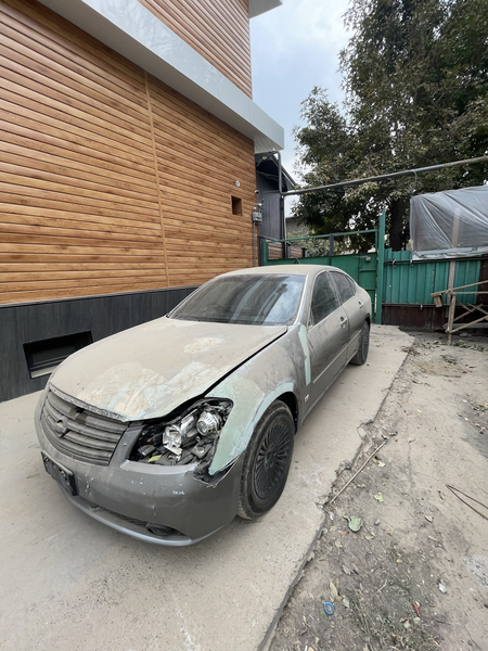 Nissan 3,5 на запчасти