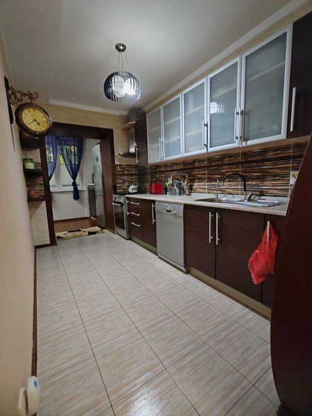 Квартира 3/1/4, 72 м², ул. Измайлова (Новомосковская), ор-р Гастроном