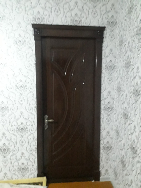 Устанофка двери.