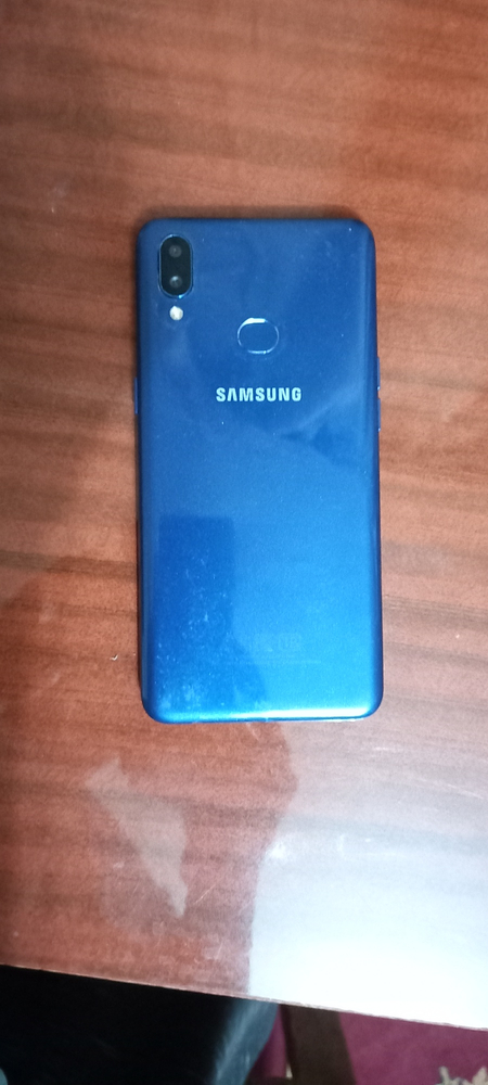 Телефон сотаман samsung A10s Продам samsung A10s