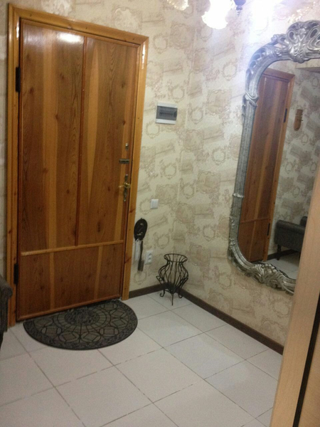 Rakat kirpichnii dom, kvartira s razdelnimi komnatami, balkon, parkovk