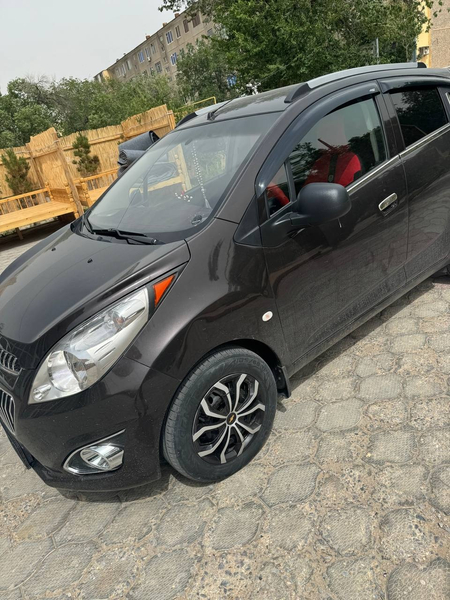 Spark  chevrolet