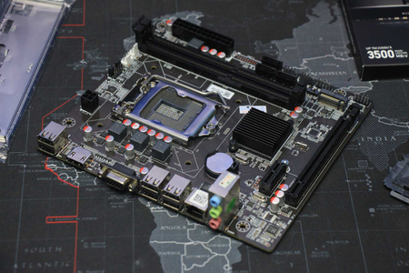 Asrock h81 + i5 4430S + NEW 8GB DDR3  + NEW Coller RGB