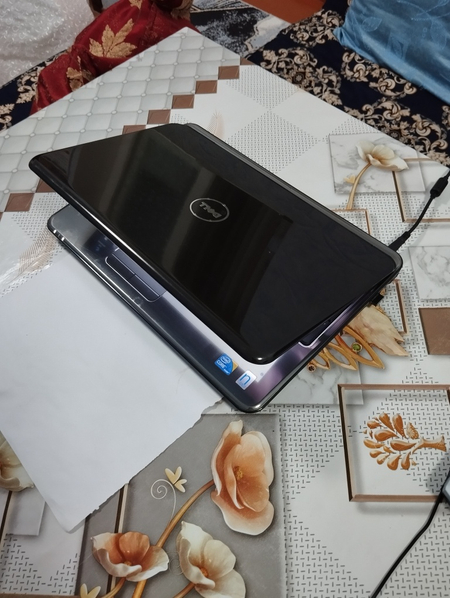 ноутбук Dell N5010 i3.