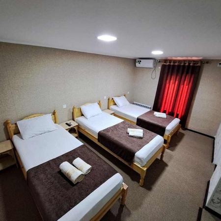 Luxe 2 xonali   ayol va student qizlarga