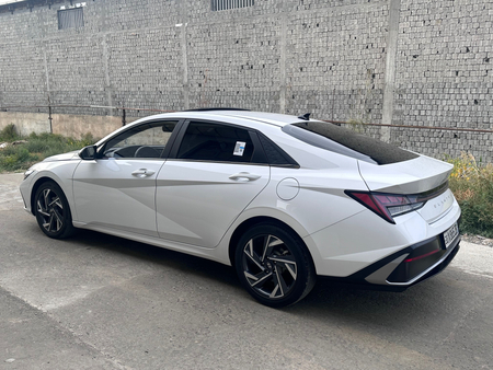 ELANTRA. 2023г Автомобиль в идеальном состоянии