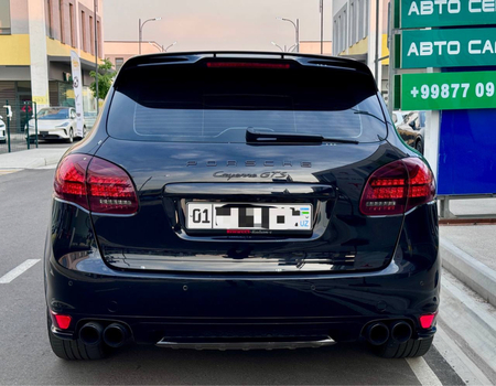 Porsche Cayenne GTS 2013