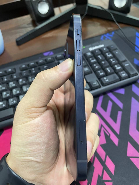 Iphone 12 срочно сотилади 64 тали идеал