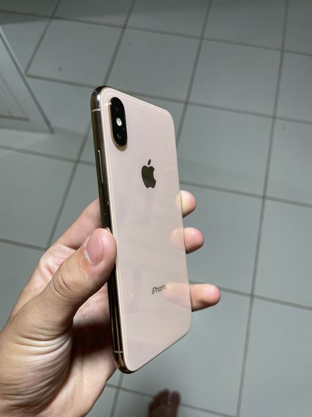 Iphone x s sotiladi