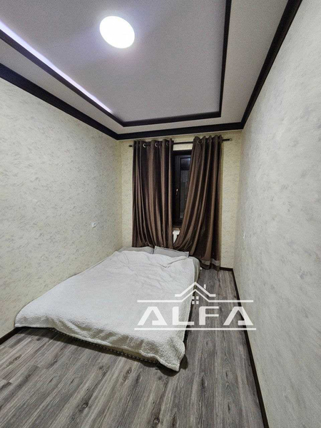 4 xonali 85m² 2-qavat sotiladi.