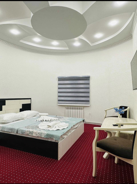 Bezzags Hotel Mehmonhona