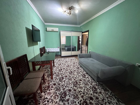 Карасу-4 
1в2/1/5
С мебелью и Техникой
Балкон 2х3
Площадь: 40 м2
Цена:
