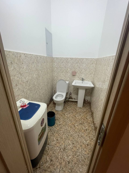 Arenad kvartera 3 xonali yashnabod dòstlik metro