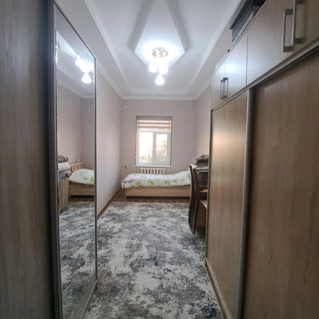Срочно продаётся 1комнатная квартира на 4этаже в 5этажной кирпичной но