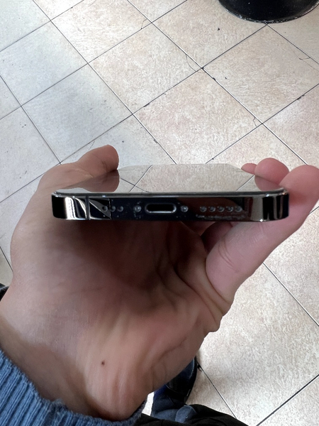 Iphone 12 pro128 ideal