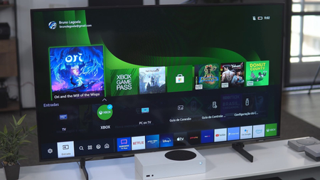 Телевизор Samsung UE-65CU8000 65