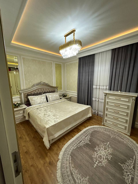 Мирзо Улугбекский р-он Квпртира 3/1/5  55.95м²  Центр Луначарский.