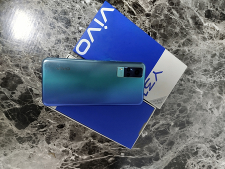Vivo Y31 телефон