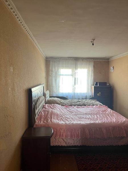 Срочно Своя Прадается Академ городок 3х комн -переделаная 4х комн 69м2
