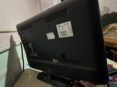 Телевизор Samsung 32 дьймов