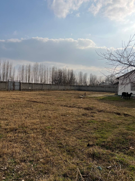 13sotx Hovli sotiladi anchadan beri xc kim turmidi