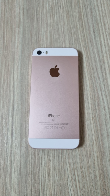 Iphone se sotiladi yaxshi narxda
