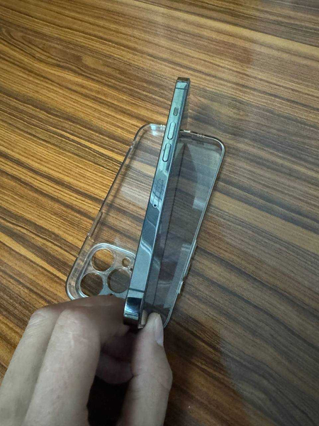 Iphone 13 pro. Iphone