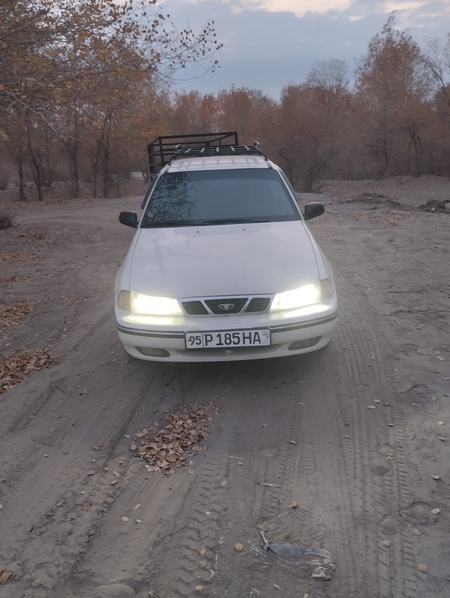 Daevo nexia.s pritsepom