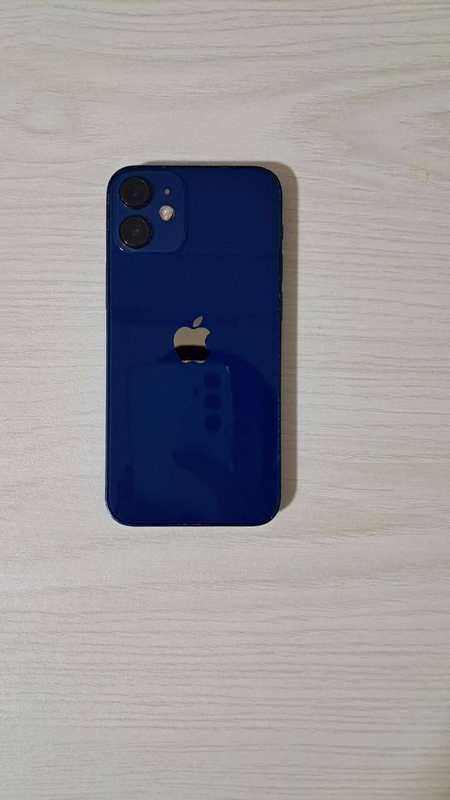 Продается Iphone 12мини