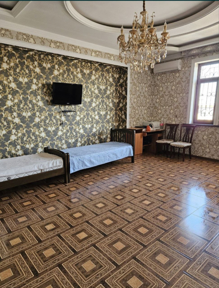 Arenda kvartira 200 kvadrat 4 xona Beltepa medgaradoka yaqin joy