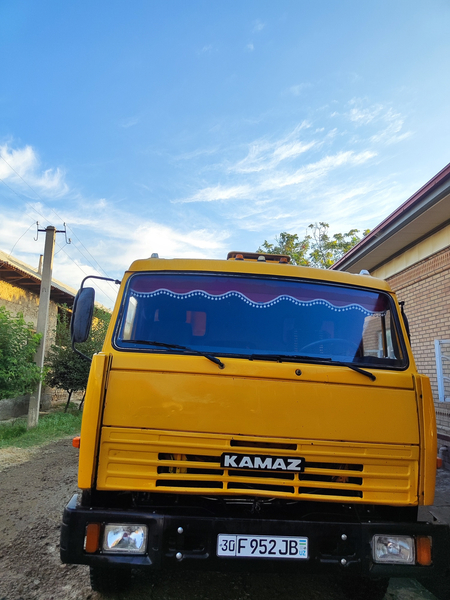 Kamaz 55111 sotiladi